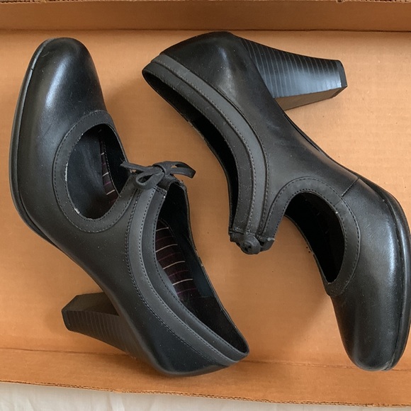 Eurostep | Shoes | Eurostep Leather Mary Janes | Poshmark